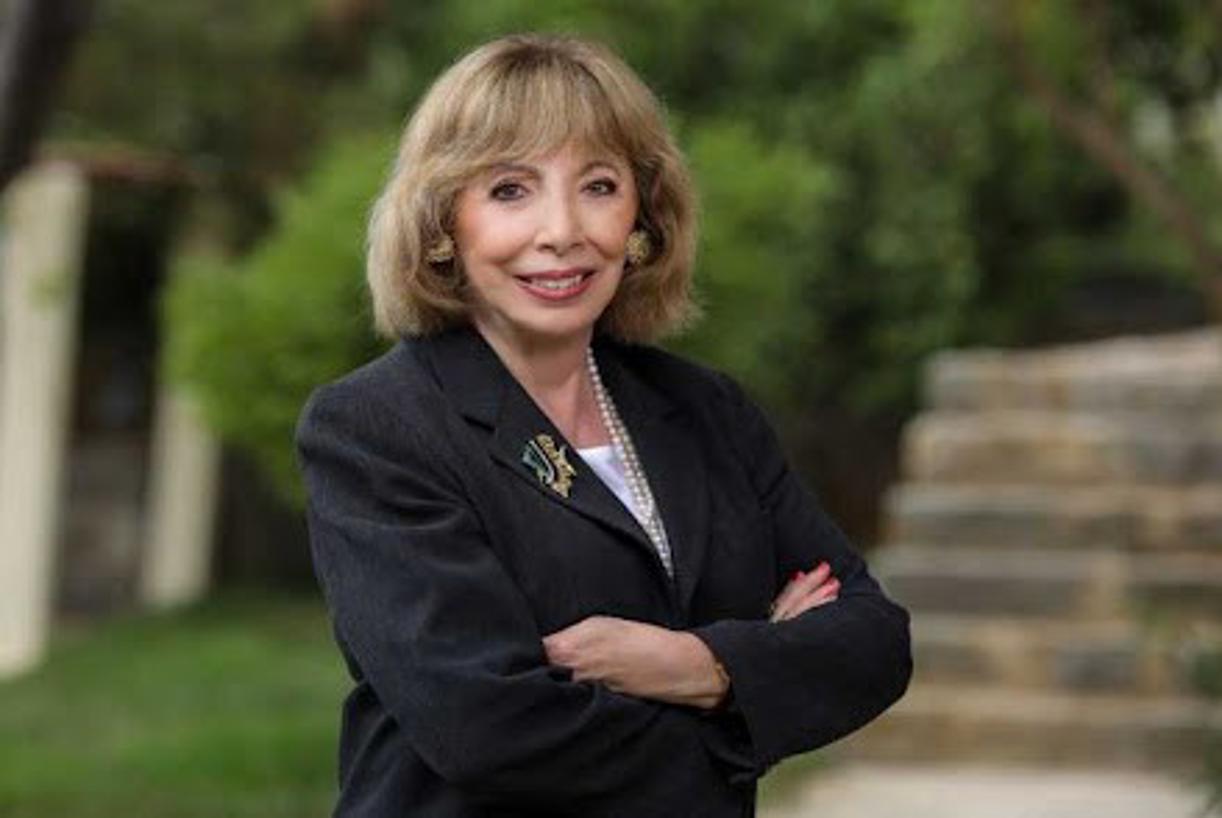 بِ المحليات - مي ريحاني تسحب ترشيحها لإصابتها بسرطان الرئة