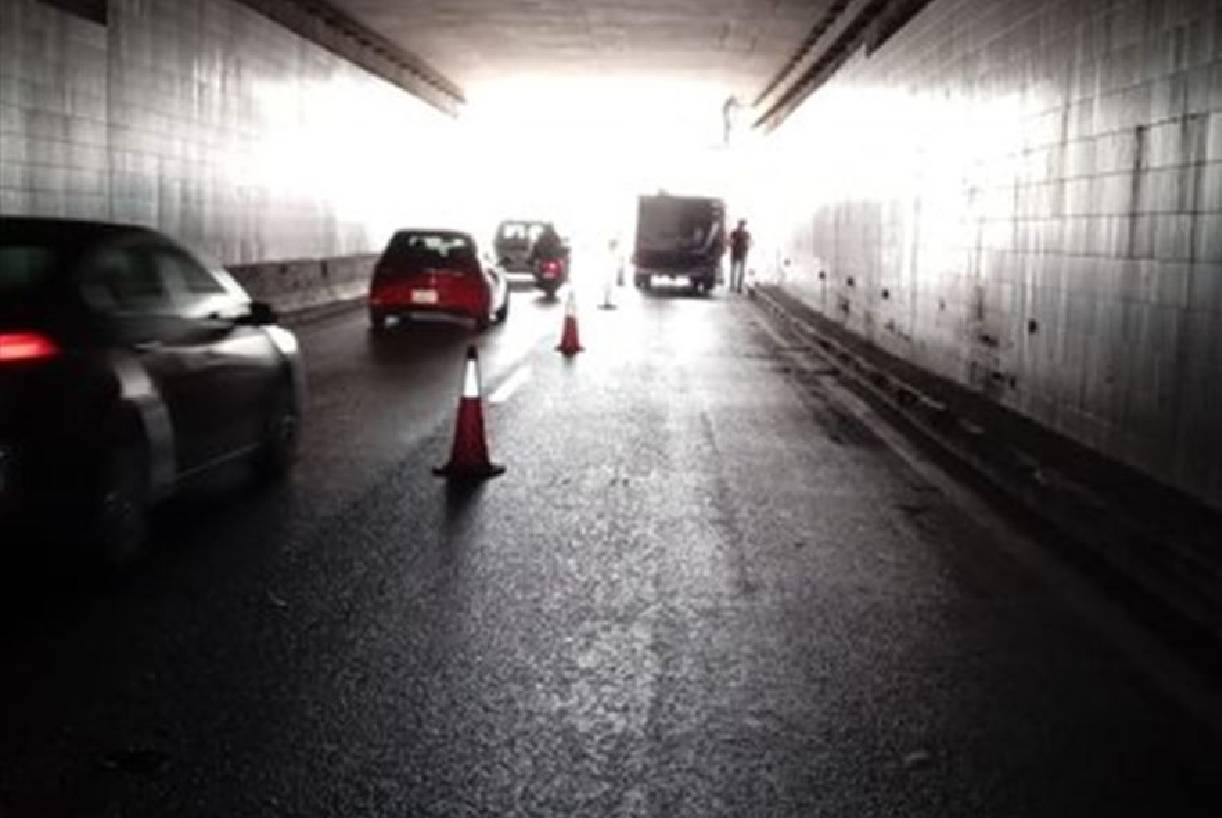 بِ الامن والقضاء - تدابير سير على نفق العدلية باتّجاه جسر الفيات