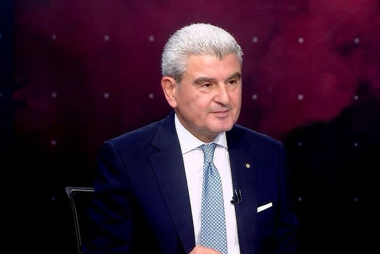 بِ المحليات - عيسى الخوري: تعريف الدولة أرض ـ شعب ـ احتكار القوّة